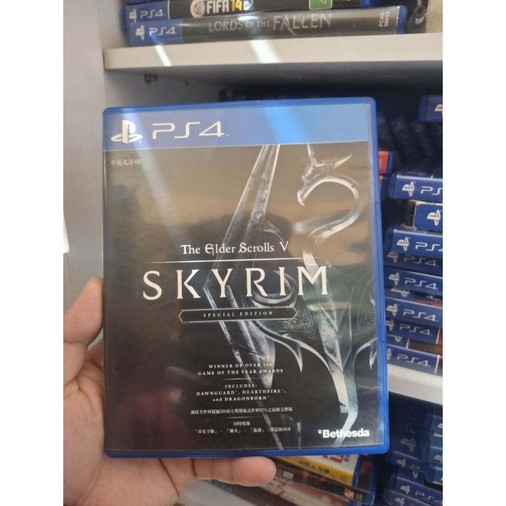 The Elder Scrolls V SKYRIM Special Edition PS4 RARE GAME Preloved ...