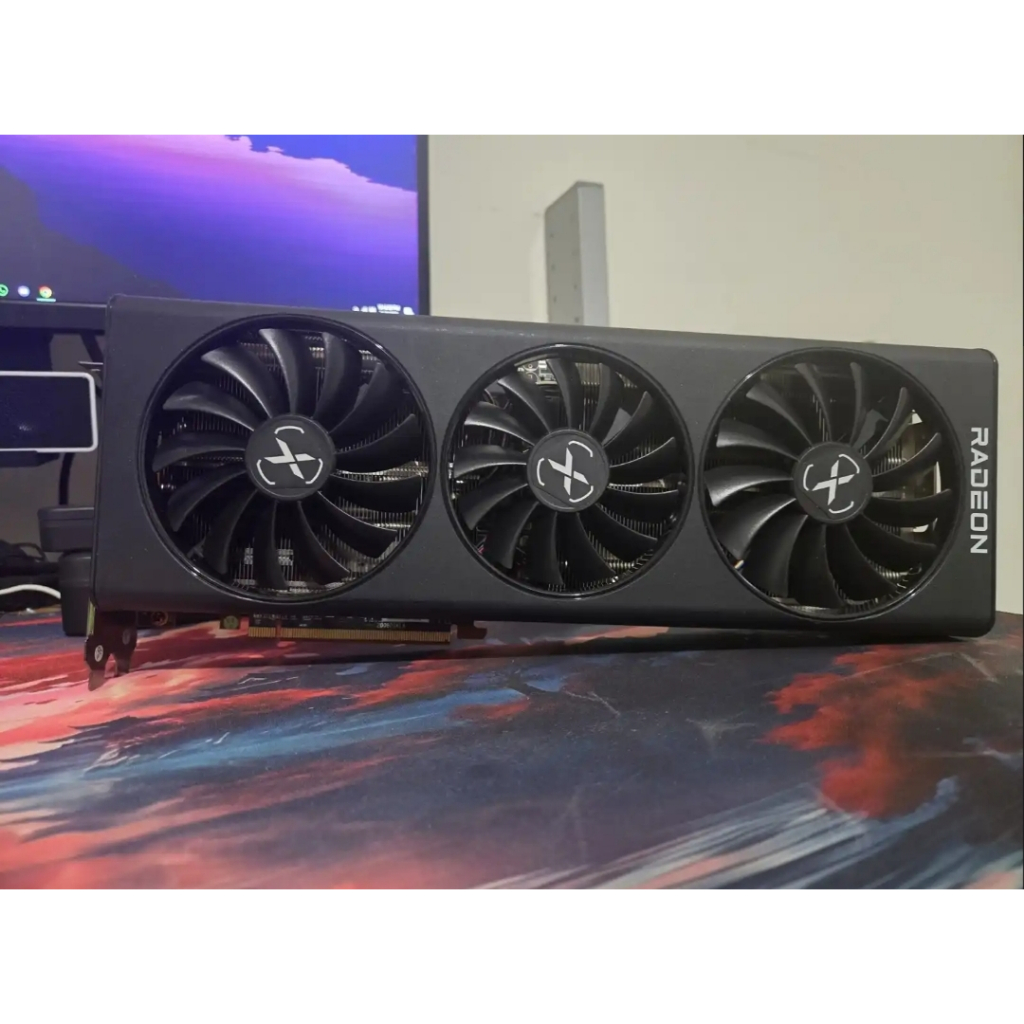 XFX SPEEDSTER SWFT 319 AMD Radeon RX 6800 CORE Gaming 16GB GDDR6 ...