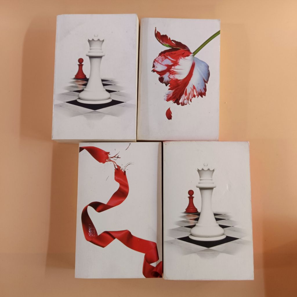 The Twilight Saga White Edition (Paperback) by Stephenie Meyer | Shopee ...