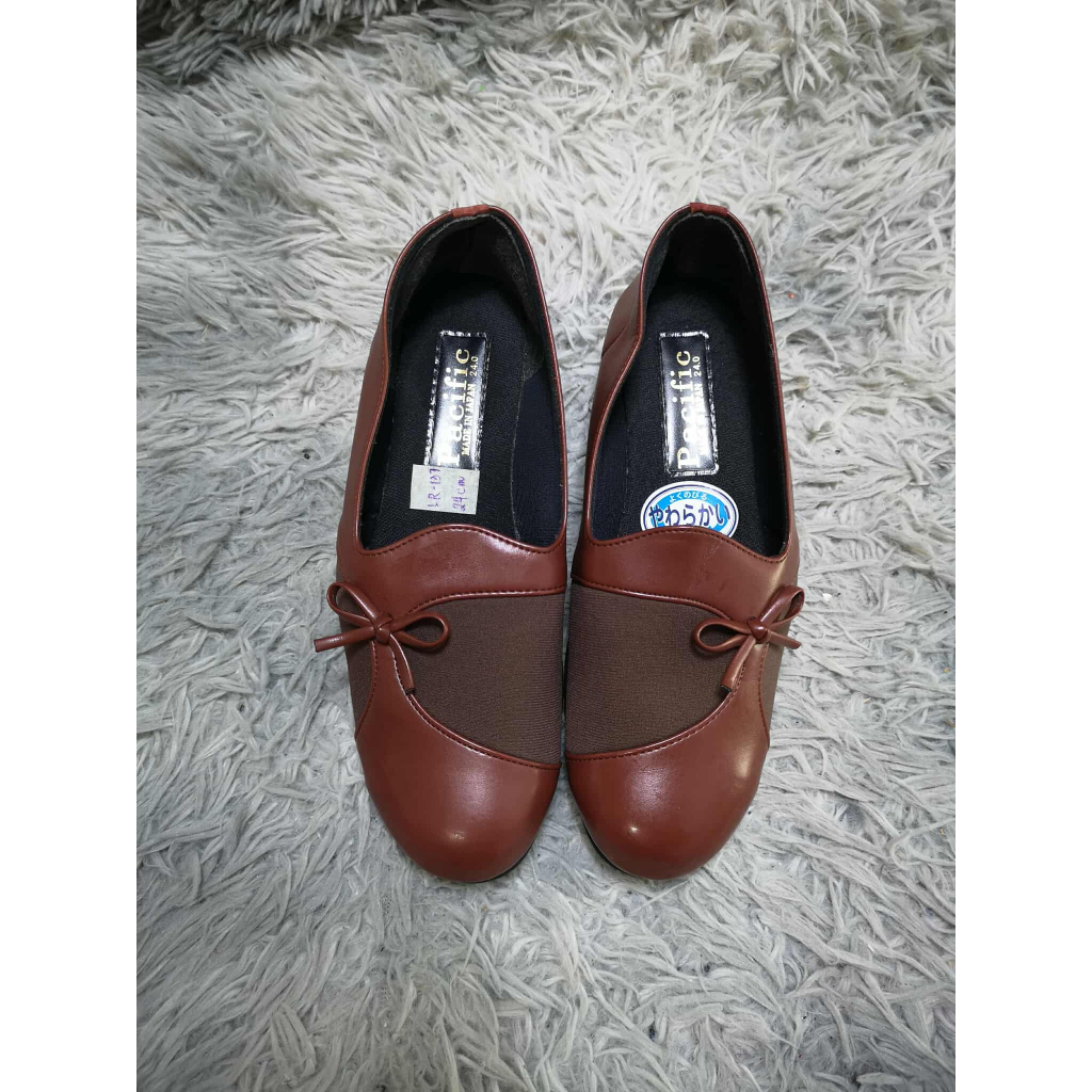 Small Bow Brown Leather Low Wedge Shoes | Shopee Philippines