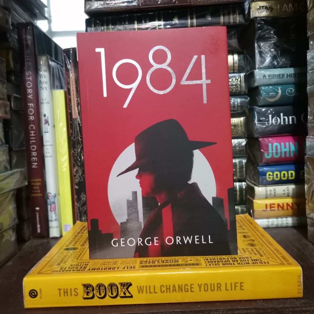 1984 by George Orwell [authentic] | Shopee Philippines