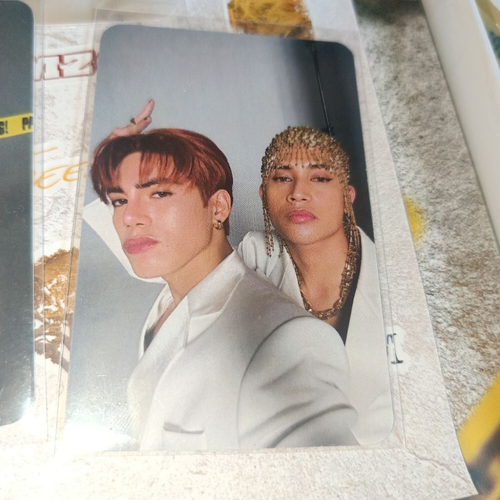 PAGTATAG GOLD OFFICIAL PHOTOCARD KENTELL SUB-UNIT KEN AND STELL SB19 ...