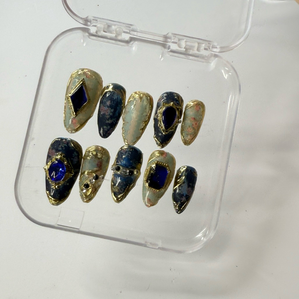 Moonlit Emblem | Handmade Gel Press-On Nails with Gold Frames | Shopee ...