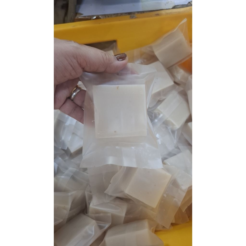 OATMEAL SOAP 70grams | Shopee Philippines
