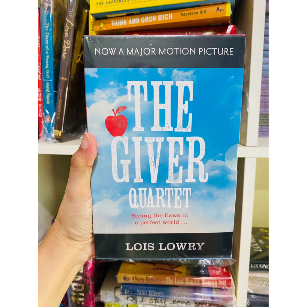 AUTHENTIC The Giver #1-4 The Giver Quartet by Lois Lowry (Giver ...