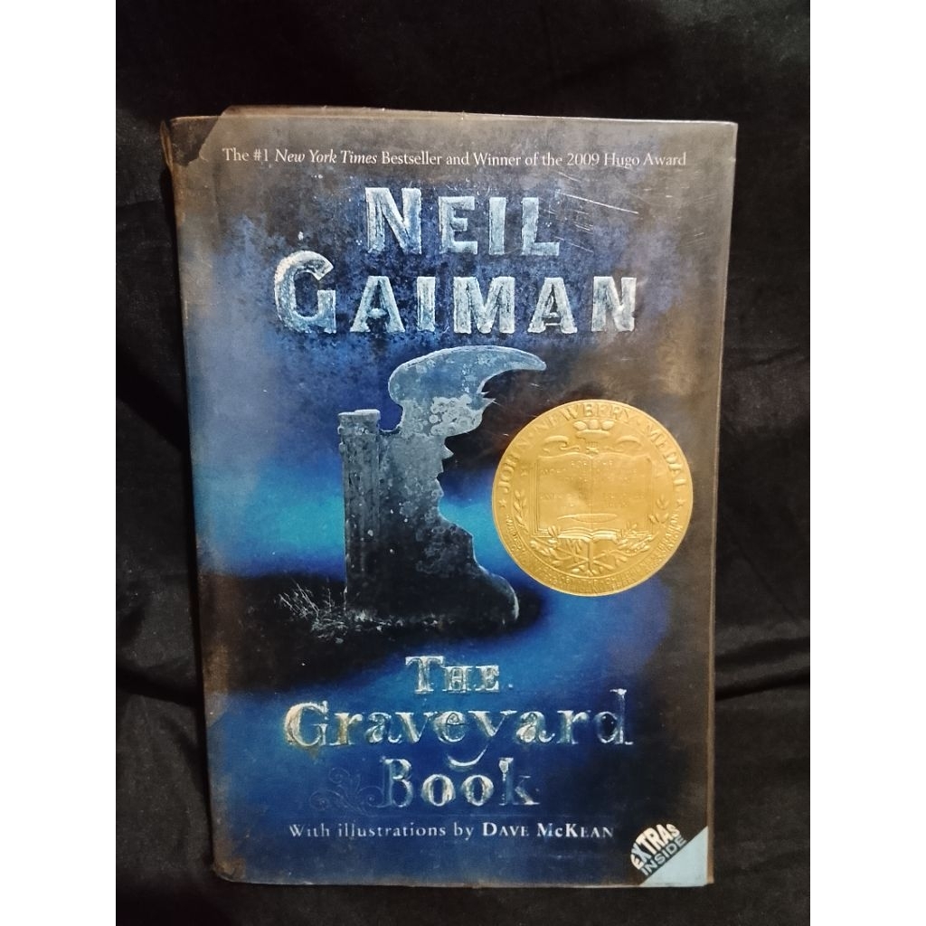 THE GRAVEYARD BOOK BY NEIL GAIMAN | Shopee Philippines