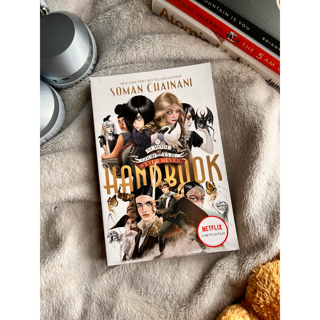 [PB] The School for Good and Evil: The Ever Never Handbook by Soman ...
