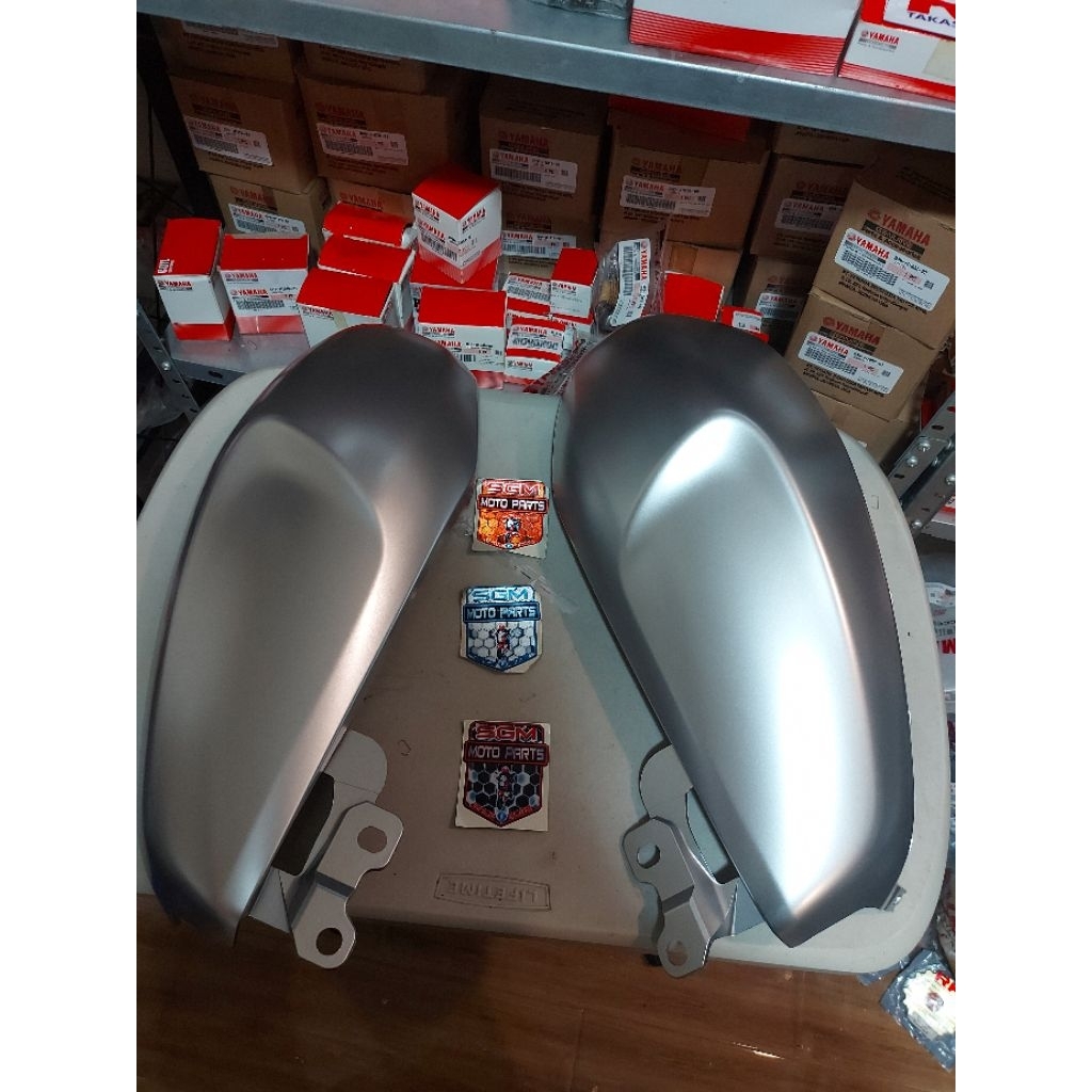 YAMAHA GENUINE XSR155 TANK COVERS | Shopee Philippines