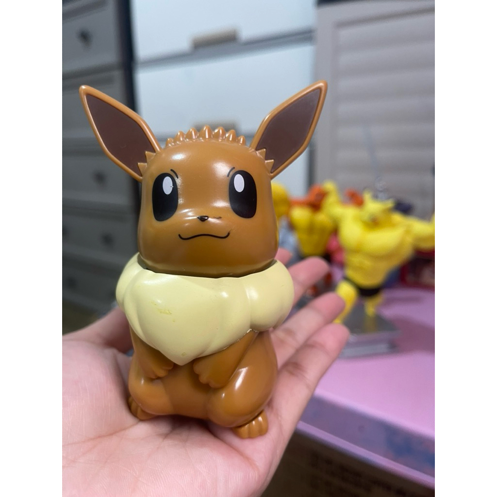 Tomy nintendo Eevee pokemon hello viu figure | Shopee Philippines