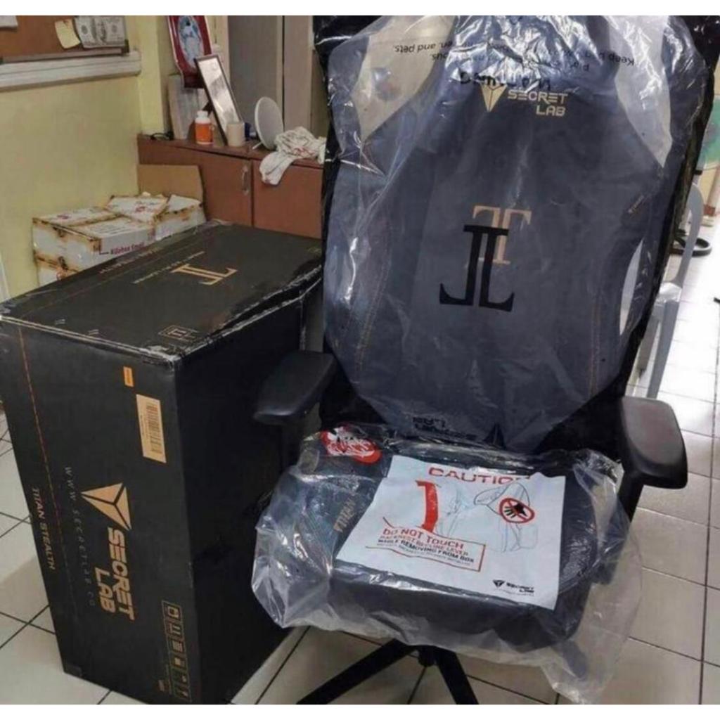 Brand New SECRET LAB Gaming chair | Shopee Philippines