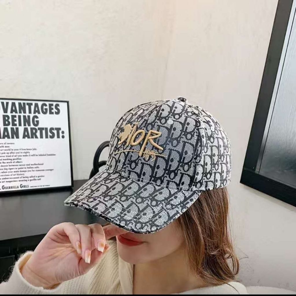 New D Baseball Cap Women's and Men Fashion Hat Adjustable Cap | Shopee ...