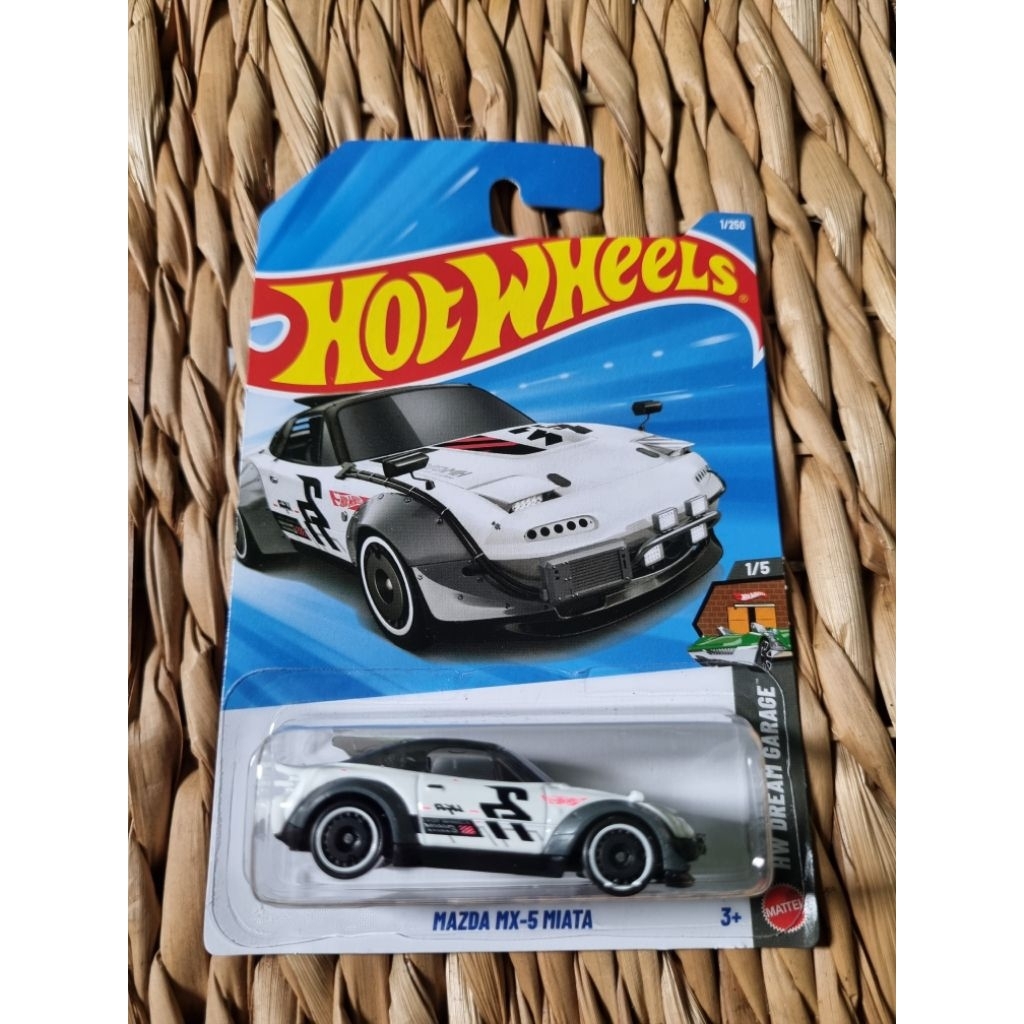 Mazda MX-5 Miata Hotwheels(Choose Your Color) | Shopee Philippines