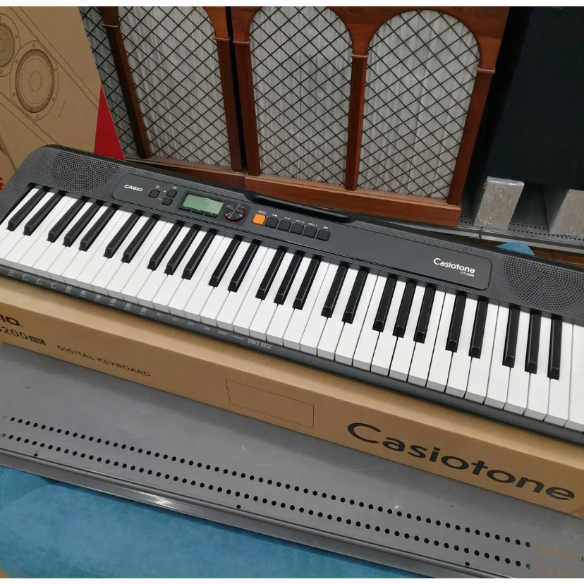 Casio CT-S200 Casiotone 61-Key Portable Keyboard (Black and Red Color ...