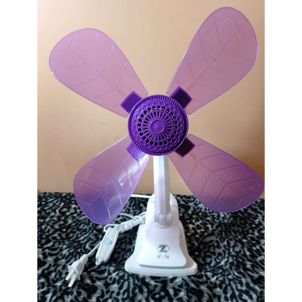 Table Clip Fan 4 Blades Mini Home Electricfan Portable Desk/Table Fan ...