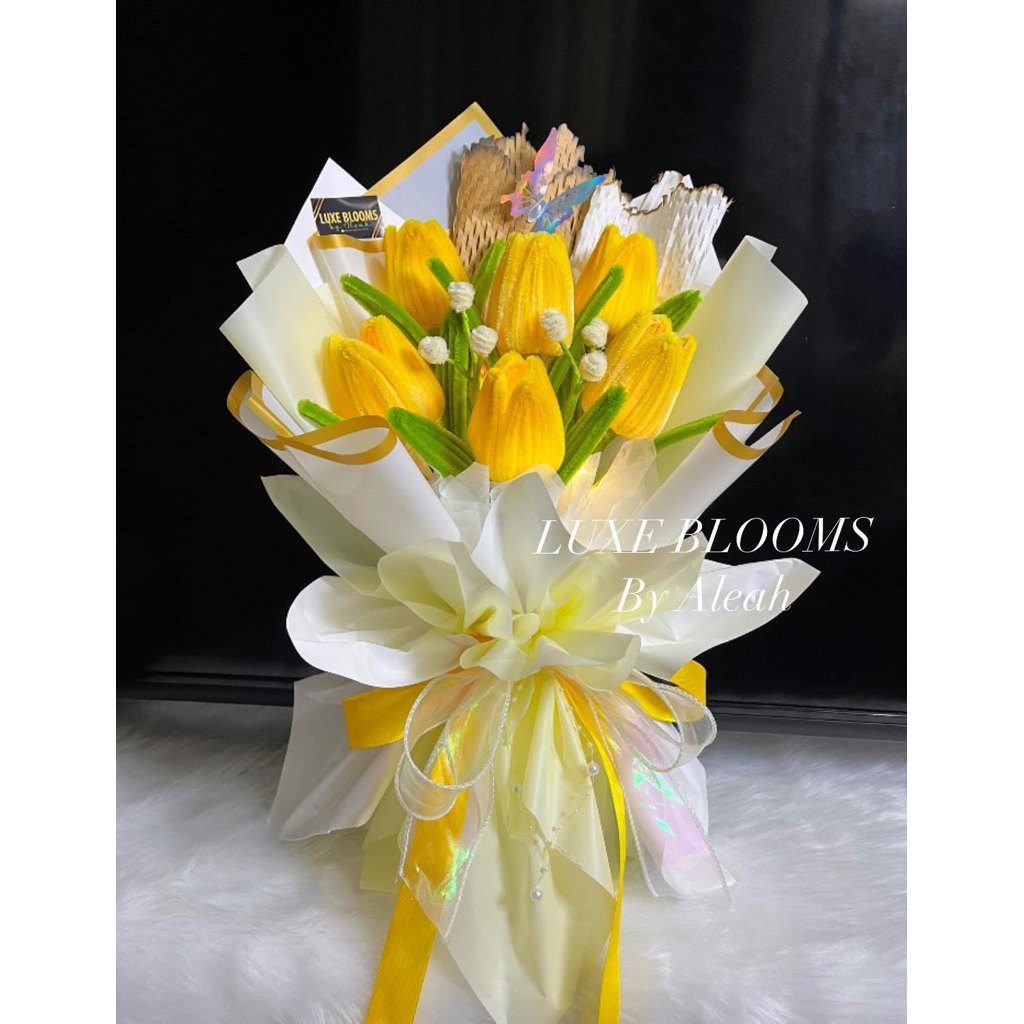 Elegant Handmade Fuzzy Wires Flower Bouquet Single Layer Tulip in 46cm ...