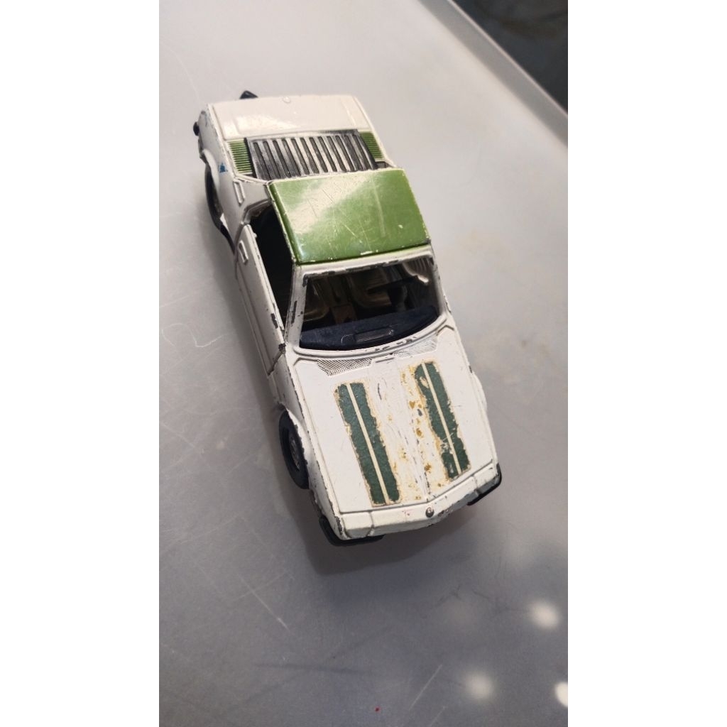 CORGI FIAT X19 X 19 VOITURE DE SPORT VERTE ET BLANCHE 1:36 12 | Shopee ...