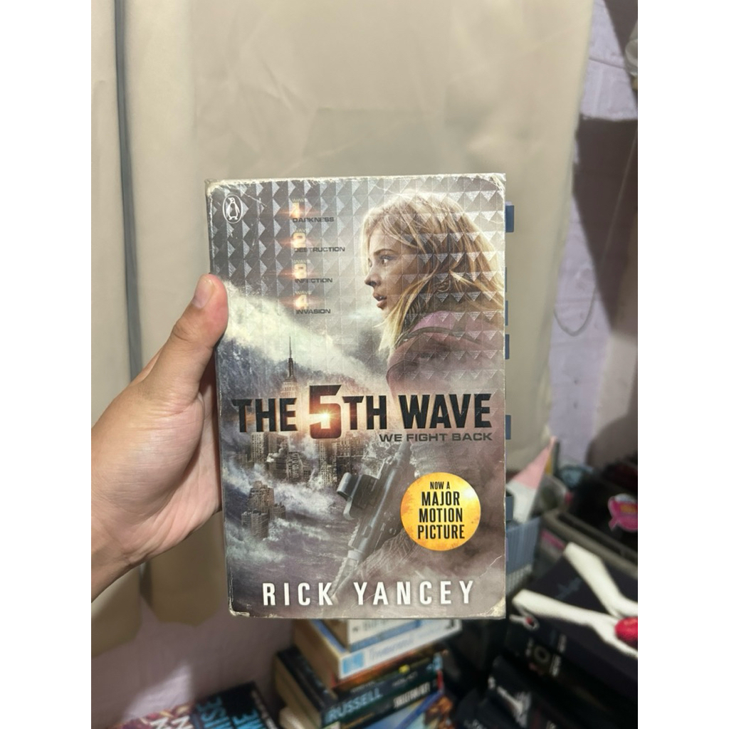 The 5th Wave Rick Yancey USED Second hand with Tabs | Shopee Philippines