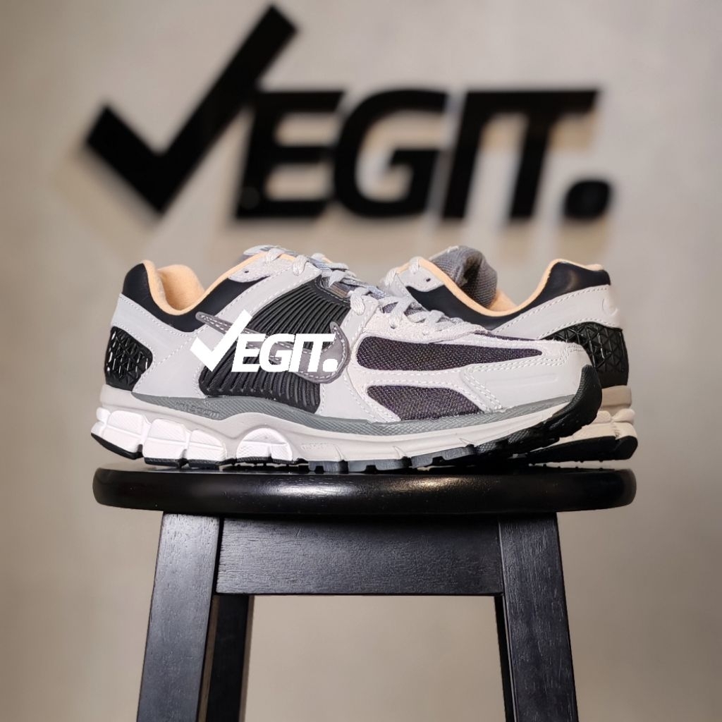 Original Vomero 5 Smoke Grey Unisex Men Shoes | Shopee Philippines