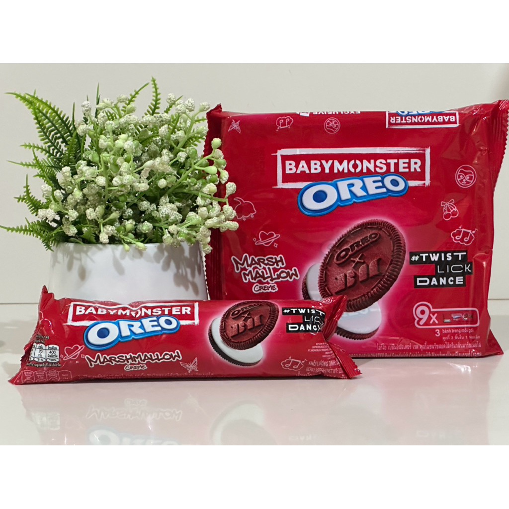 Oreo x Babymonster Red Sandwich Cookies with Marshmallow Flavor ...