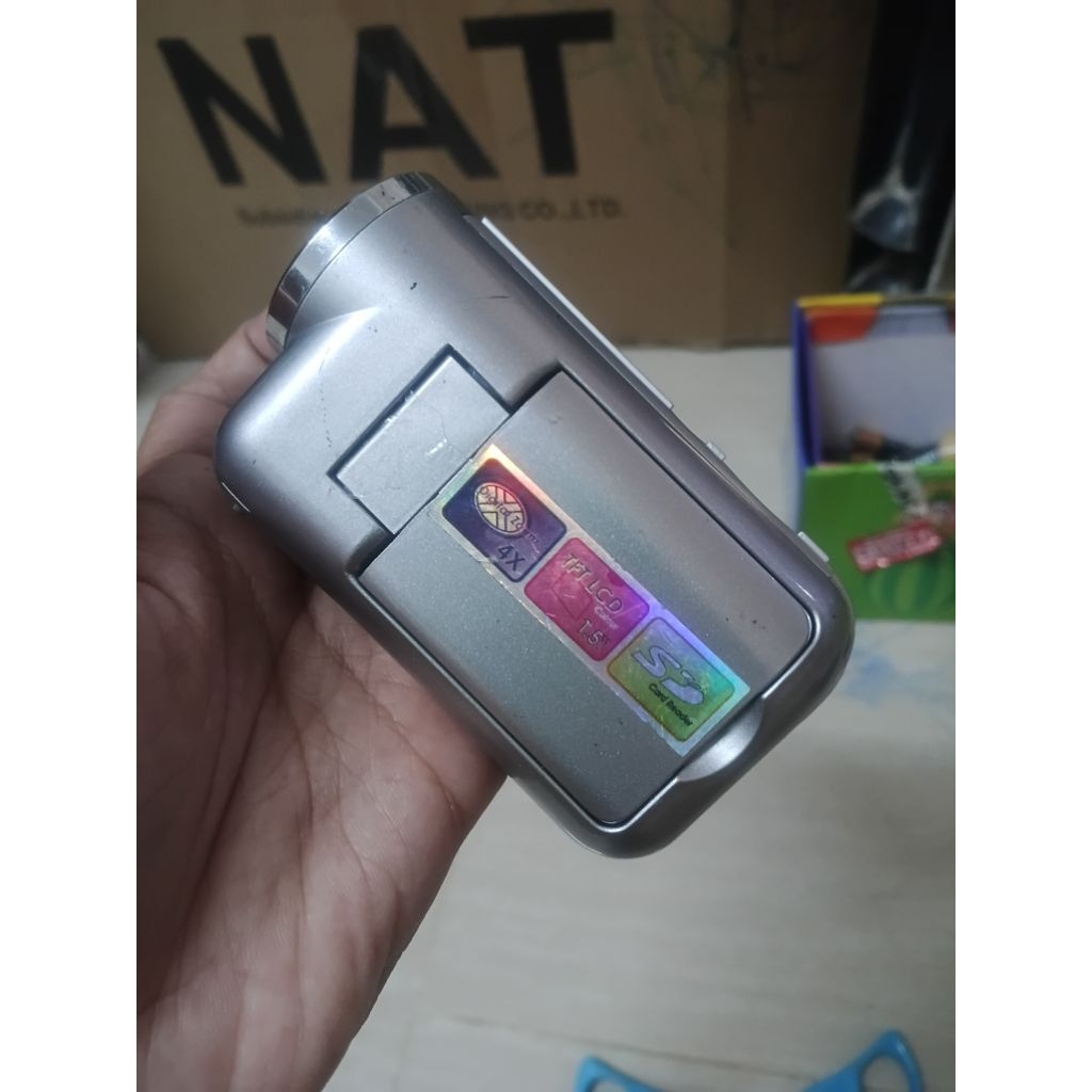 Giani Digital Video Camera with Flaws Preloved Second Hand From UK Box ...