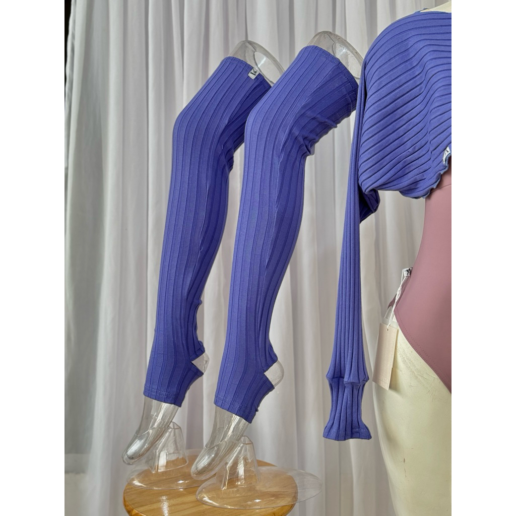 Stirrup Leg warmers - Alecxa Dance Wear | Shopee Philippines