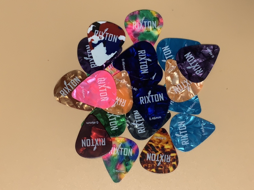 RIXTON Guitar Random Picks Plectrum Celluloid Electric Smooth Guitar ...