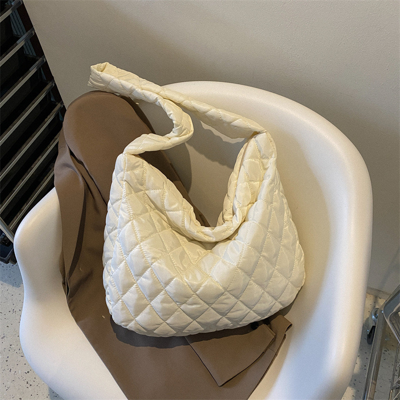 Mumu 3071 Retro Lattice Cloud Shoulder Female Simple Tote Bag Quilted ...