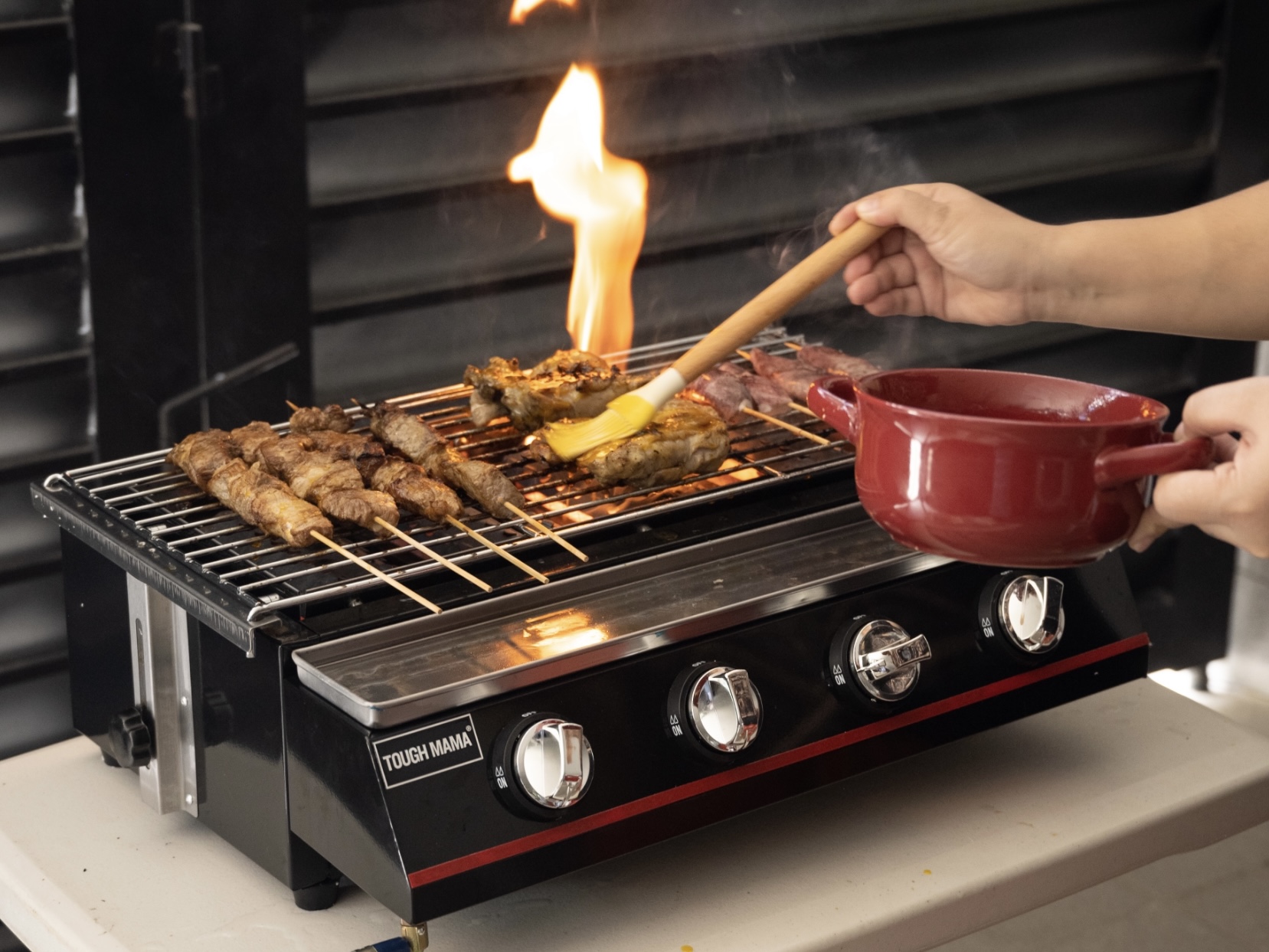 Tough Mama NTM-BBG1 Gas Barbecue Griller Adjustable Height with Food ...