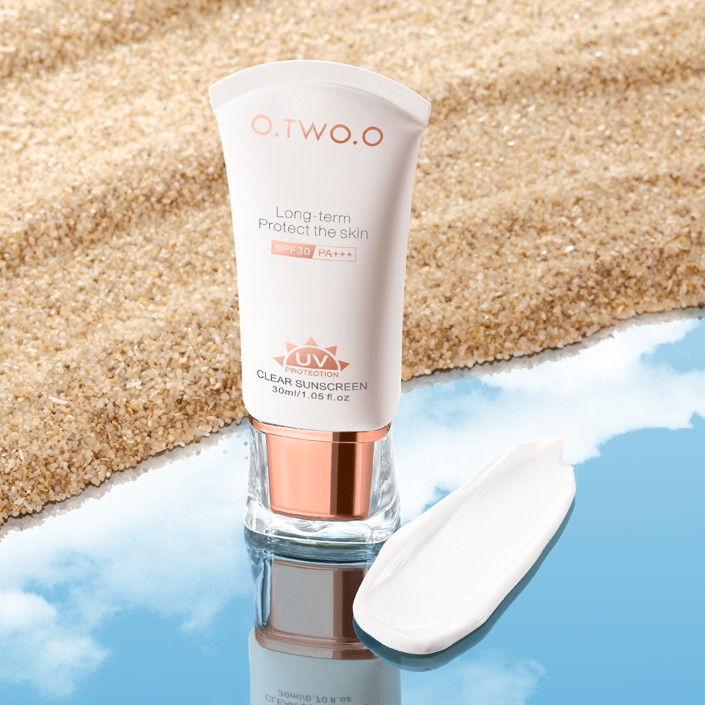 O.TWO.O Sunscreen SPF30 PA+++ Natural Brightening Lightweight Non ...