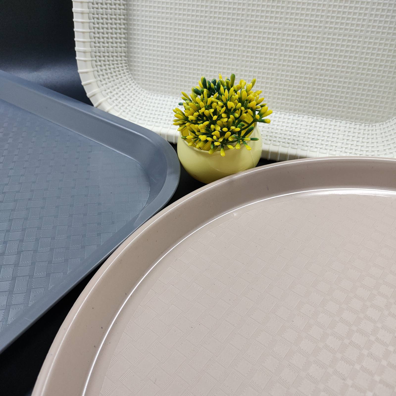 PLASTIC FAST FOOD TRAY (RECTANGULAR & ROUND) MULTI-PURPOSE TRAY ...