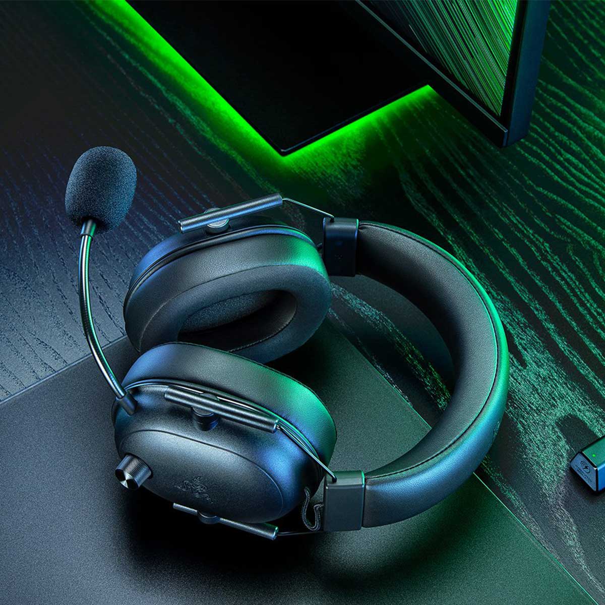 Razer Blackshark V2 Hyperspeed Wireless Ultra-Lightweight Esports ...
