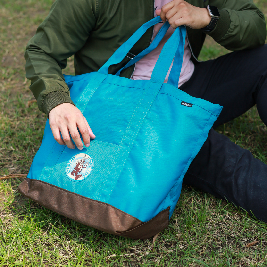 Adventure Looney Tunes Collection Duffel Travel Bag Bailey | Shopee ...