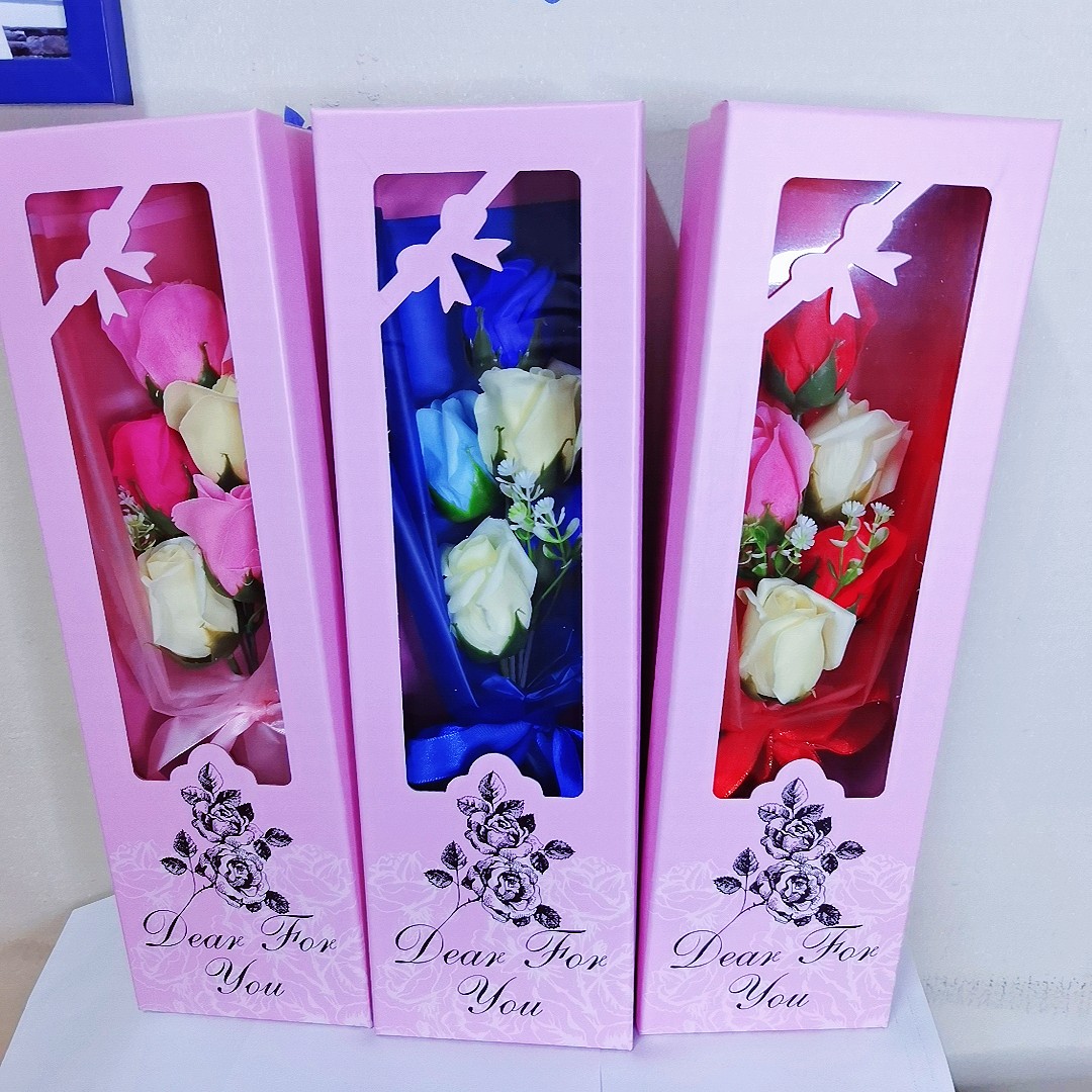 Valentine's Day Rose soap Bouquet 5 flowers + box High-end gift box ...