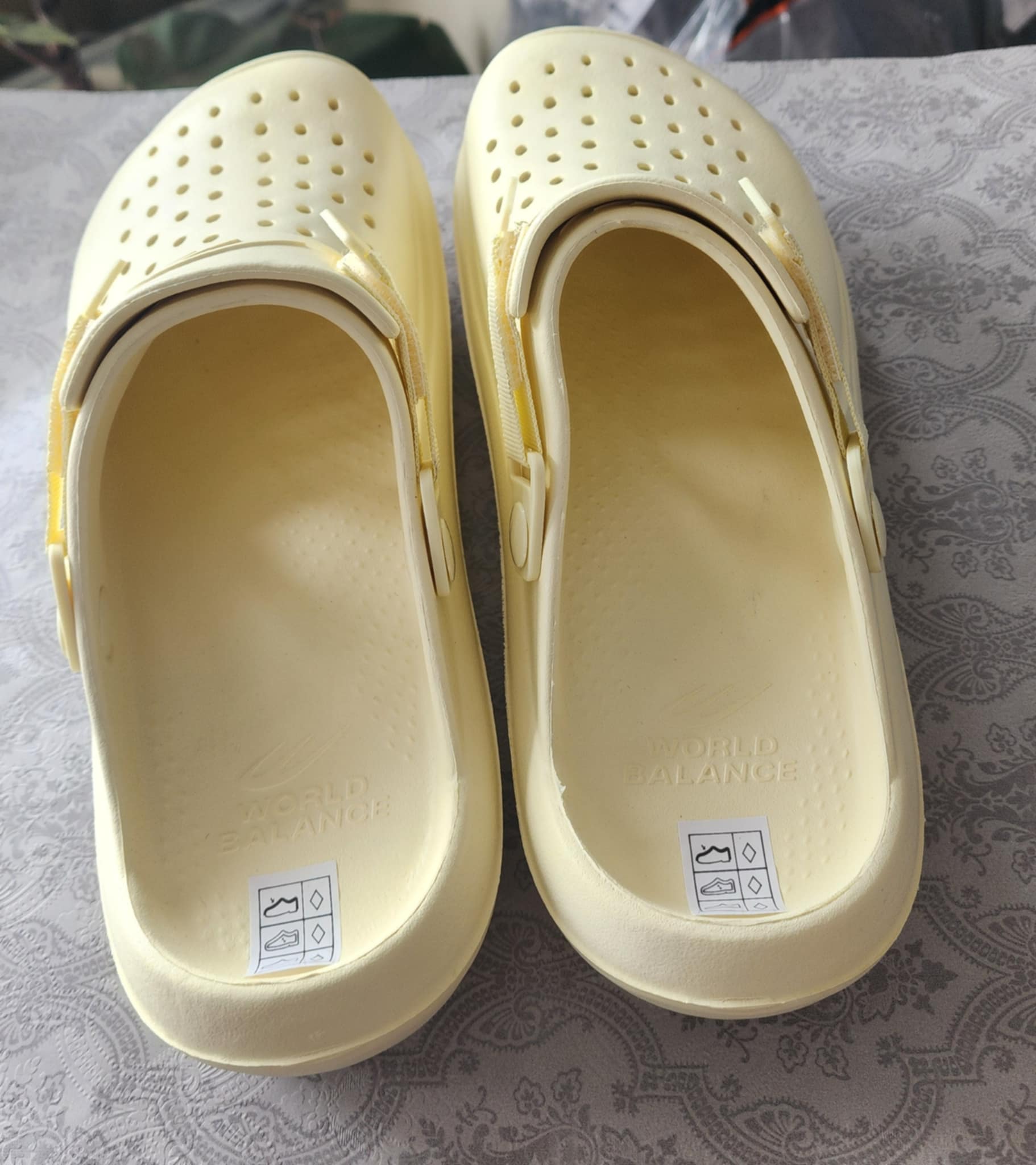 WORLD BALANCE HOVERGLIDE LADIES CLOGGS | Shopee Philippines