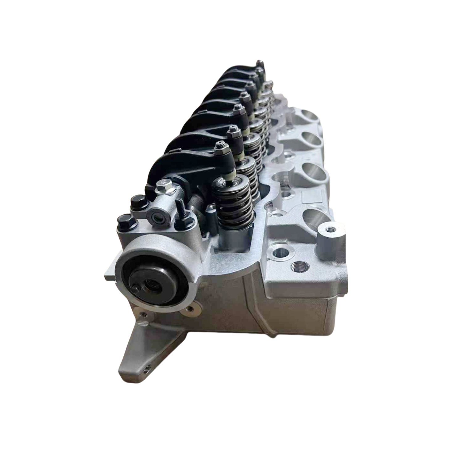 4D55 4D56 4D56-T D4BH/A/F Cylinder Head Assembly Mitsubishi L300 L200 ...