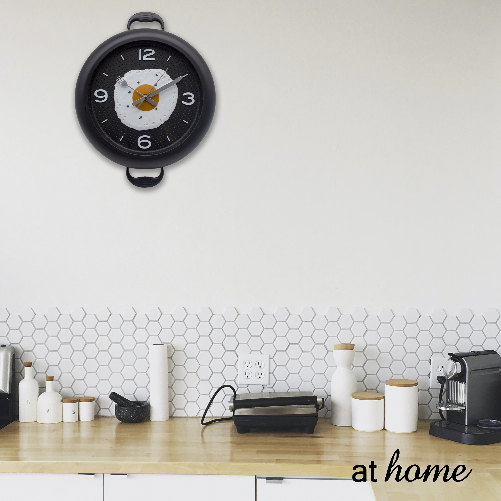 AT HOME Clock Essential Kitchen Pan Egg Design Sweep Mechanism Silent ...