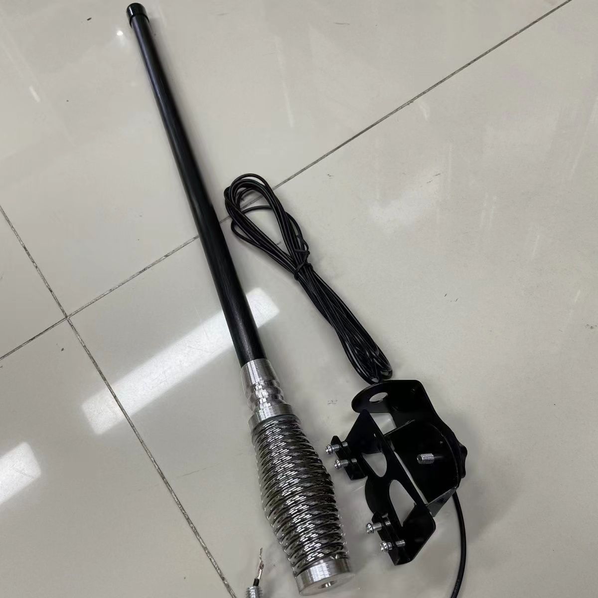 1 Set of Universal Black Bumper Antennas70cm jeep antenna xpander ...