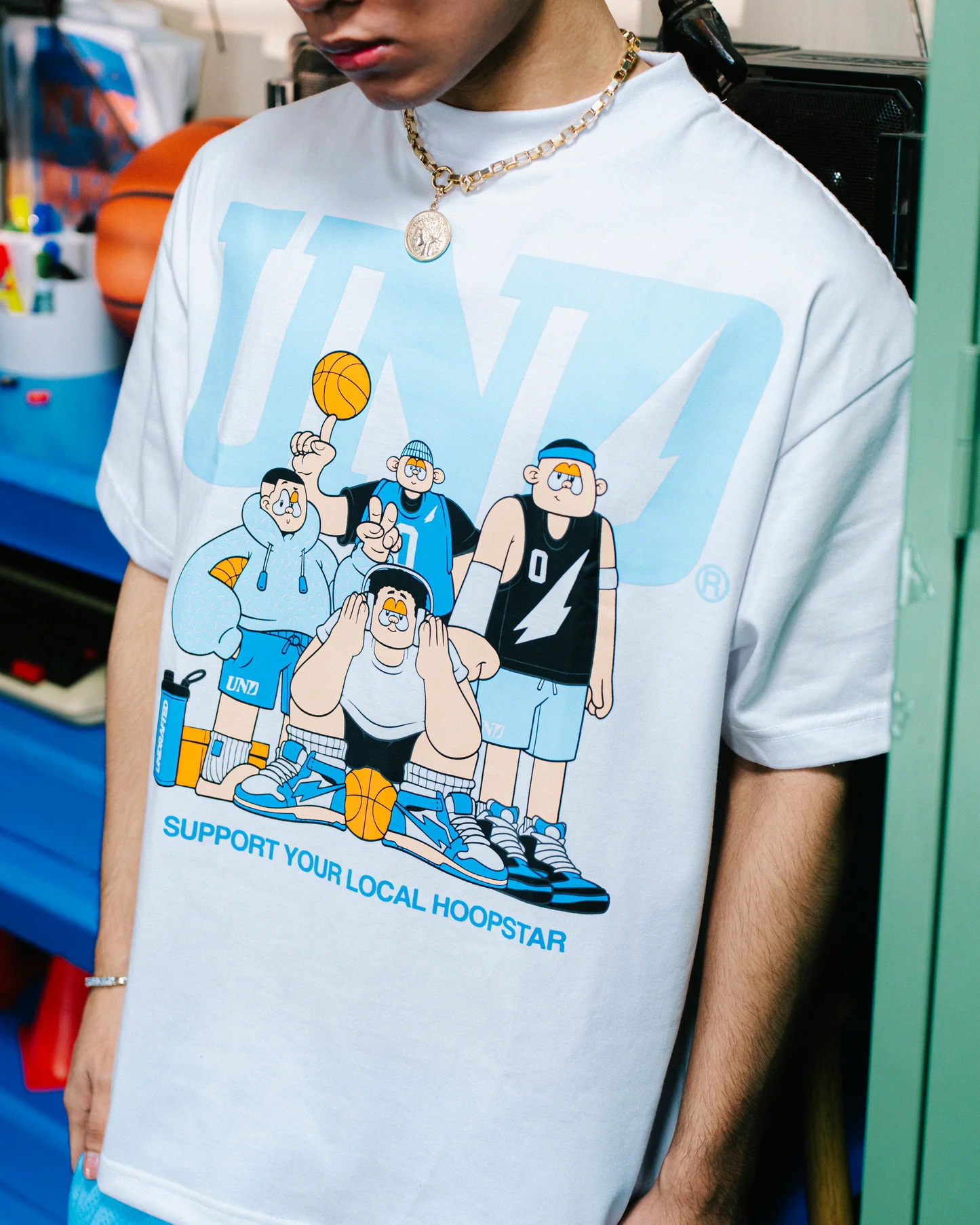 UND Logo Ball Team Tee White-UNDRAFTED Brand Official | Shopee Philippines