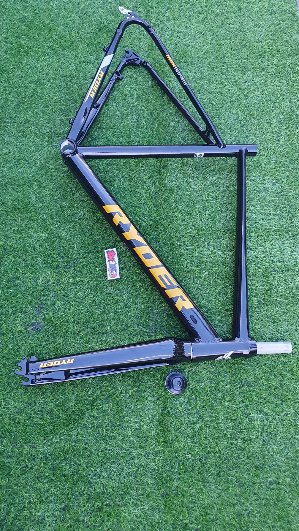 RYDER R8 ROAD BIKE FRAME & FORK WITH HEADSET | Shopee Philippines