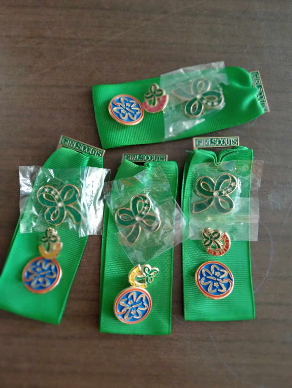 SET PIN ACCESSORIES/ 4IN1 PIN/ COMPLETE PIN/ ACCESSORIES SCHOOL UNIFORM ...