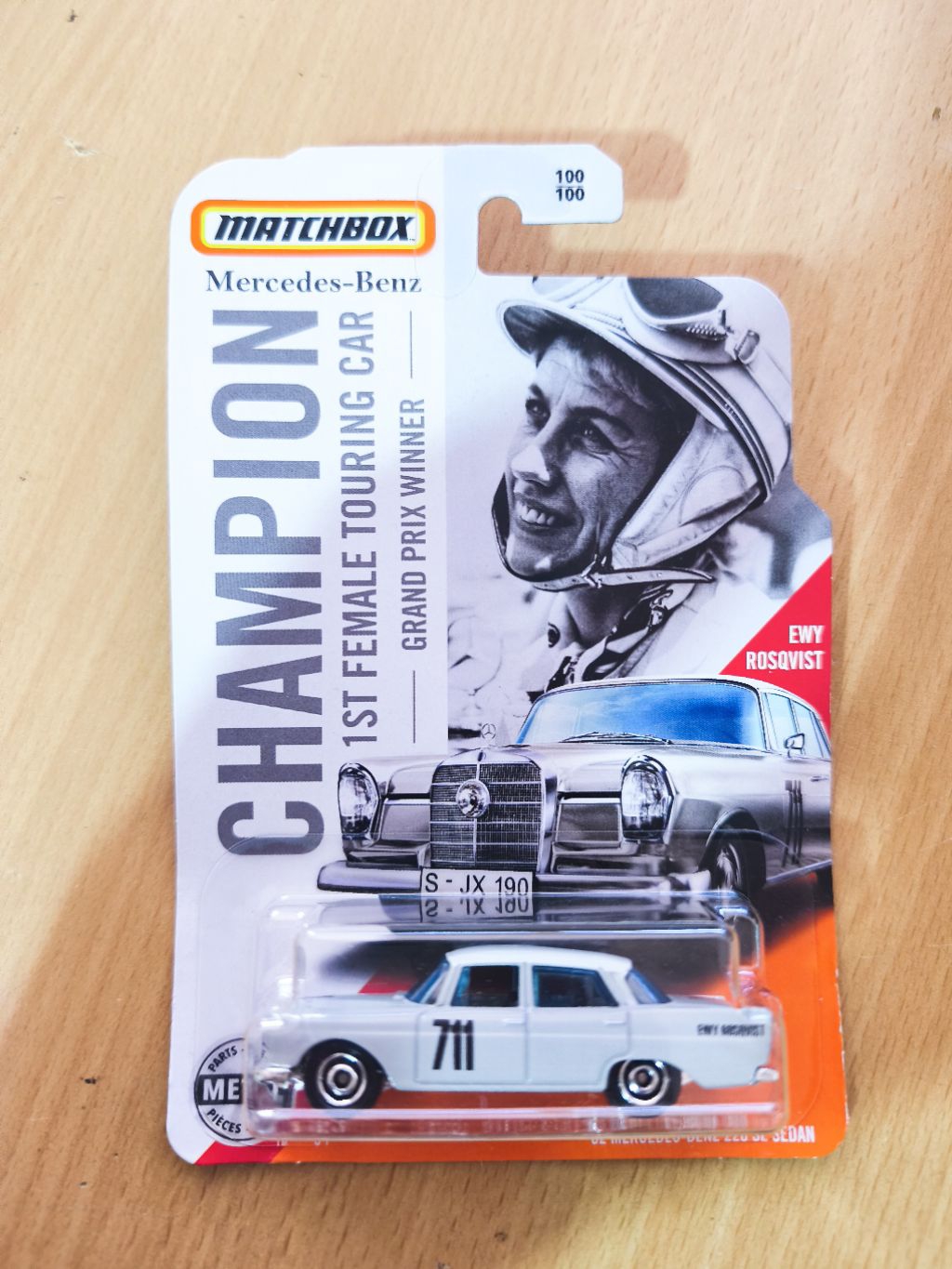 matchbox 62 MERCEDES BENZ 220 SE SEDAN C-1 | Shopee Philippines