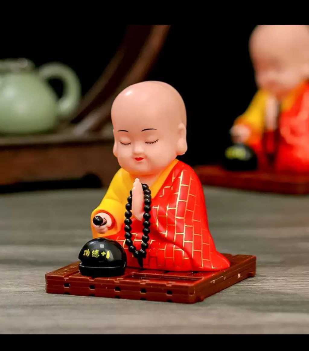 Solar Monk toy praying monk solar powered praying monk figurine moving ...