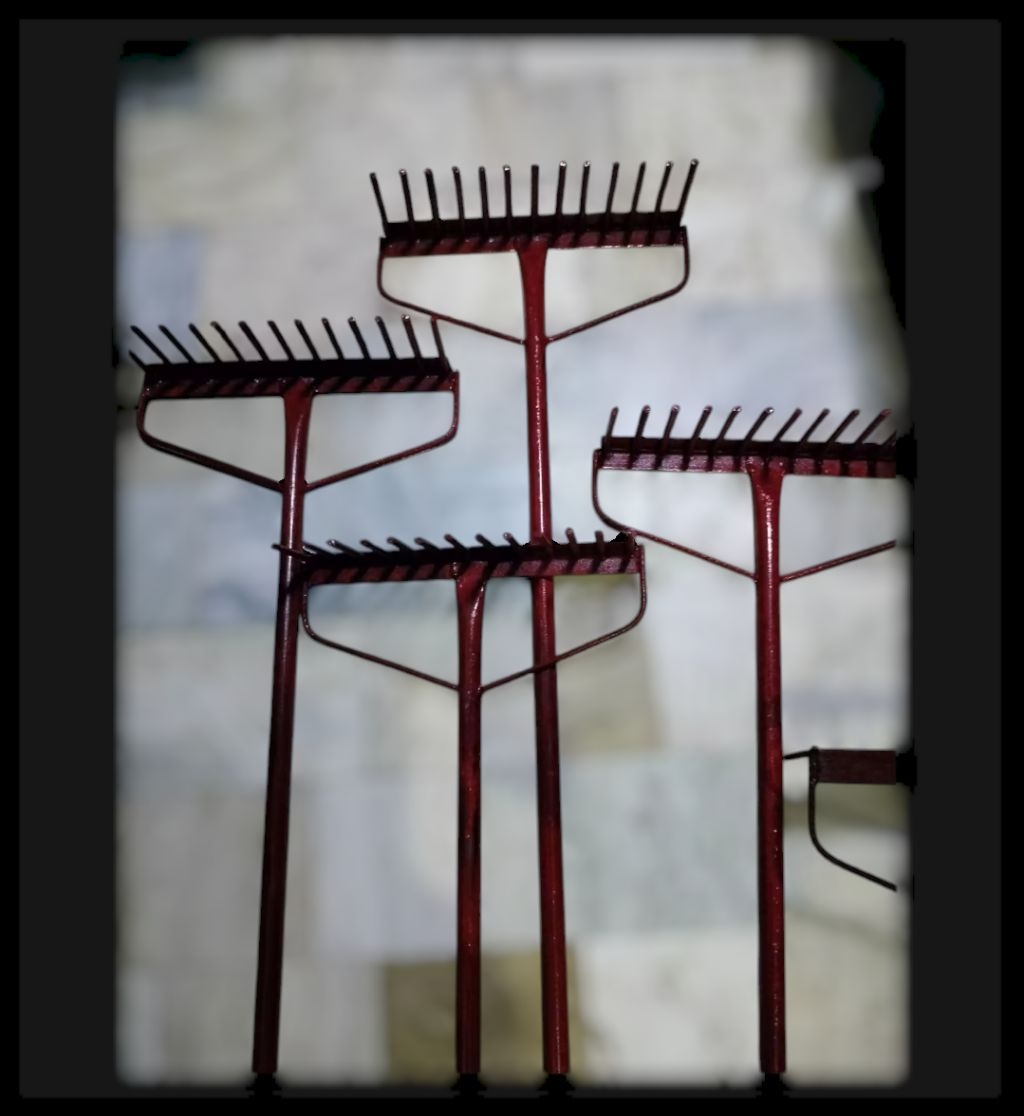 Kalaykay/Garden Rake Heavy Duty 4 ft with 13,14& 15 teeth Stainless ...