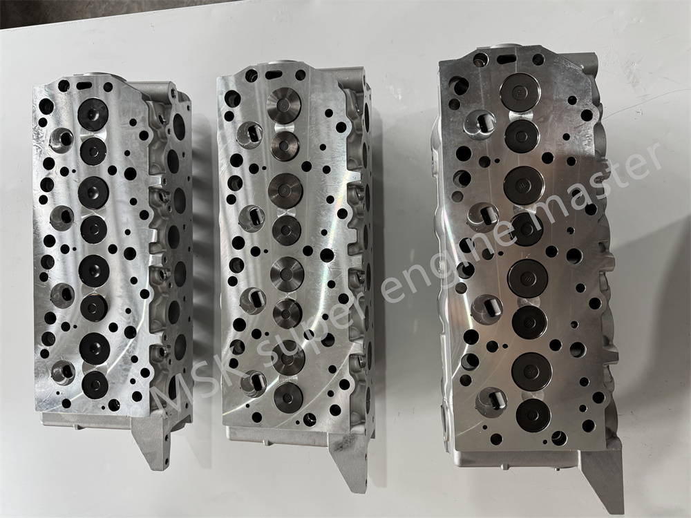 4D55 4D56 4D56-T D4BH/A/F Cylinder Head Assembly Mitsubishi L300 L200 ...