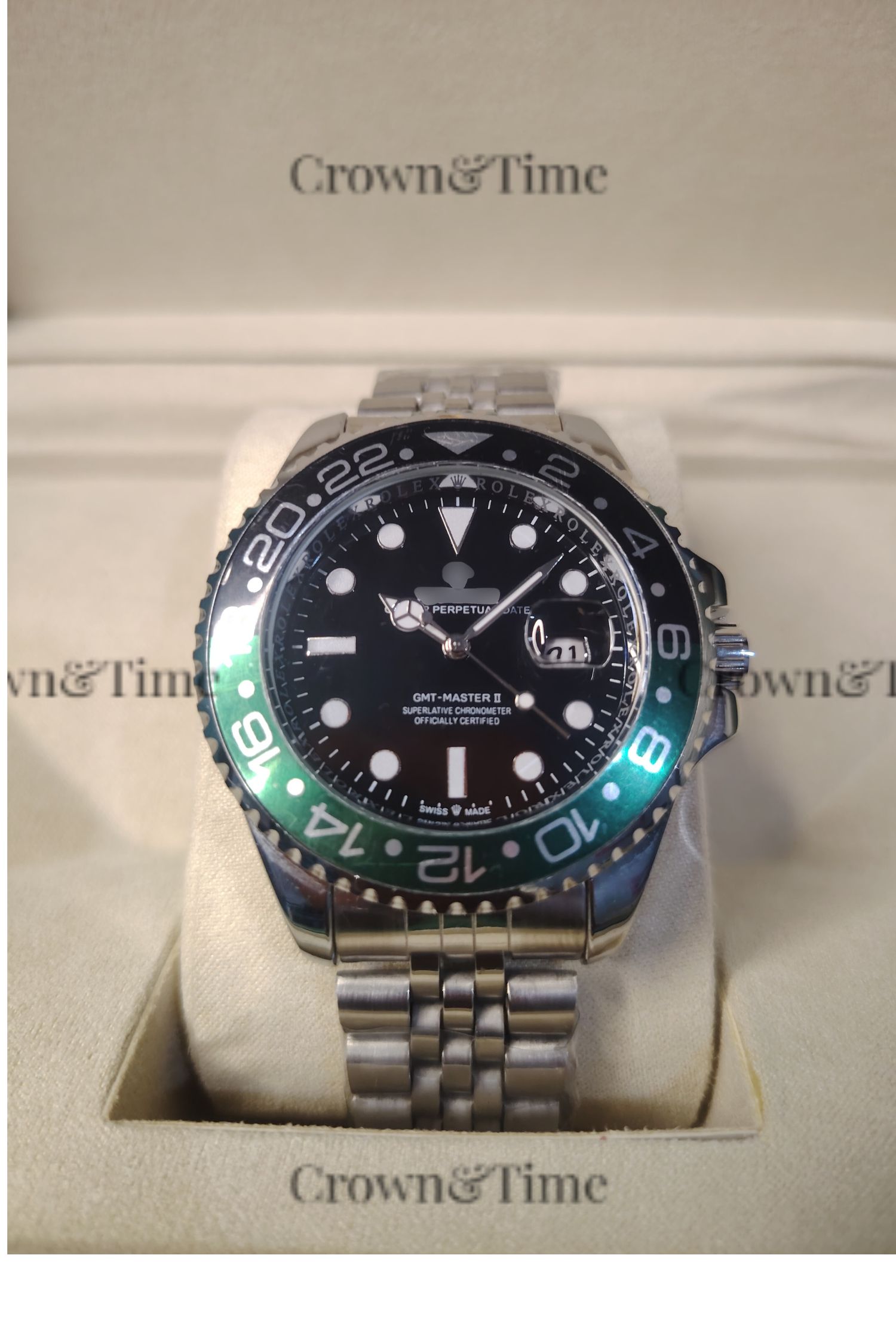 Bold meets rare. The Sprite GMT with left-hand crown. Unique, modern ...