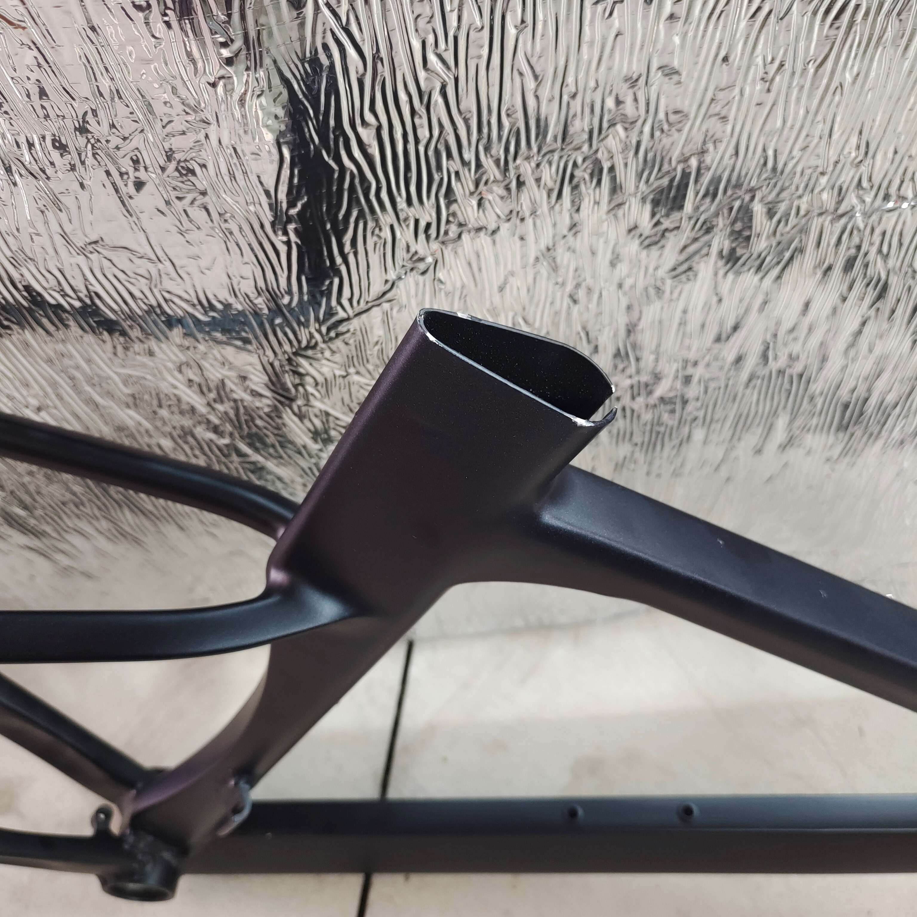 XUNWUK 700c All-Black Aluminum Frame - Urban-Chic Matte Design ...