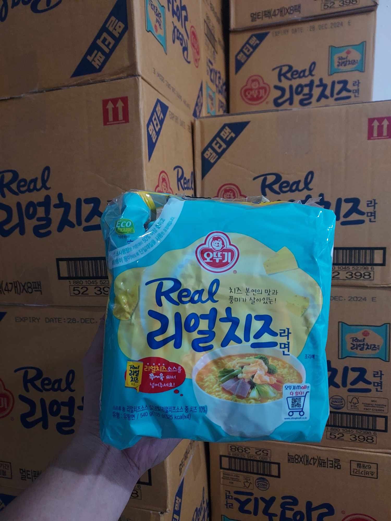 Ottogi Real Cheese Ramen 32 pcs In One Box Korean Instant Noodles ...