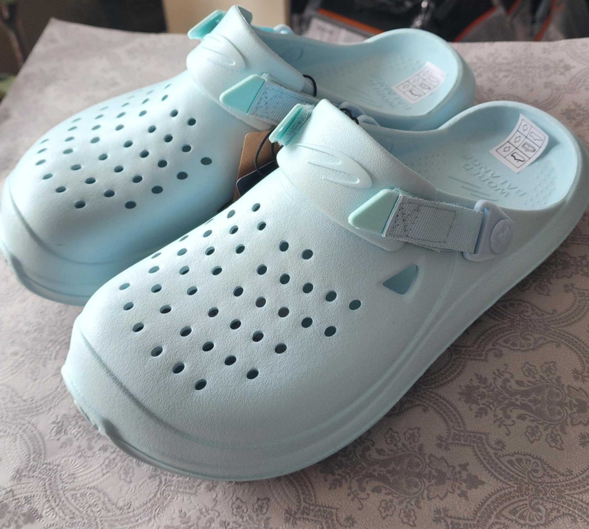 WORLD BALANCE HOVERGLIDE LADIES CLOGGS | Shopee Philippines