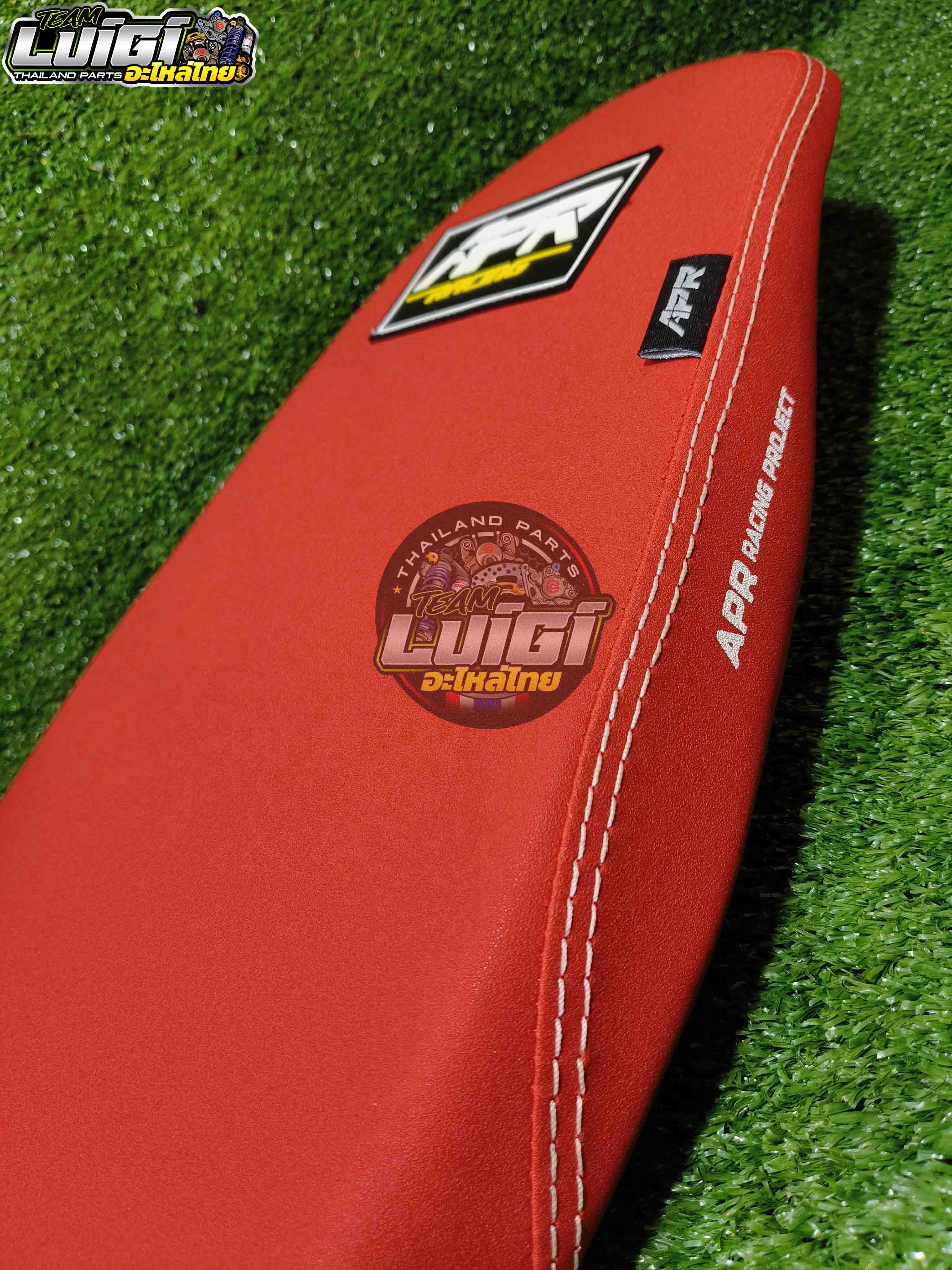 APR PHETBURI FLAT SEAT EMBROID LOGO RED YAMAHA NMAX 155 V2 / NMAX TURBO ...