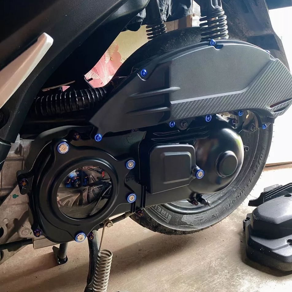 Nmax Aerox v2 Transparent Acrylic CVT Cover With Light Box And Bolts ...